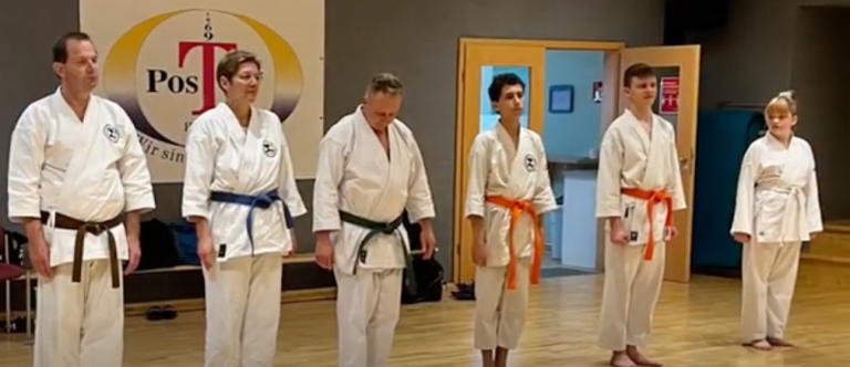 Erfolg bei Prüfungen in Heide – Karate Verband Schleswig-Holstein e.V.